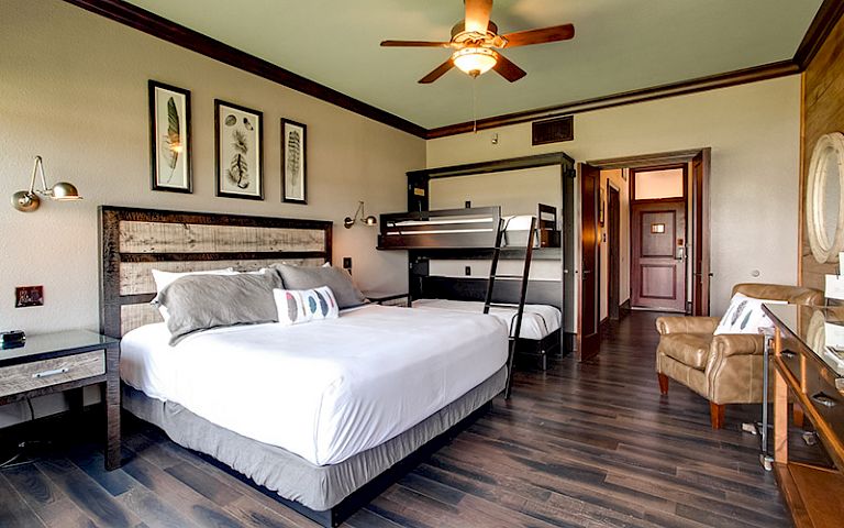 Luxury Lodges Dallas Area - Rough Creek Lodge & Resort